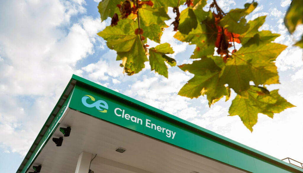 Clean Energy. Shifting carbon into reverse.